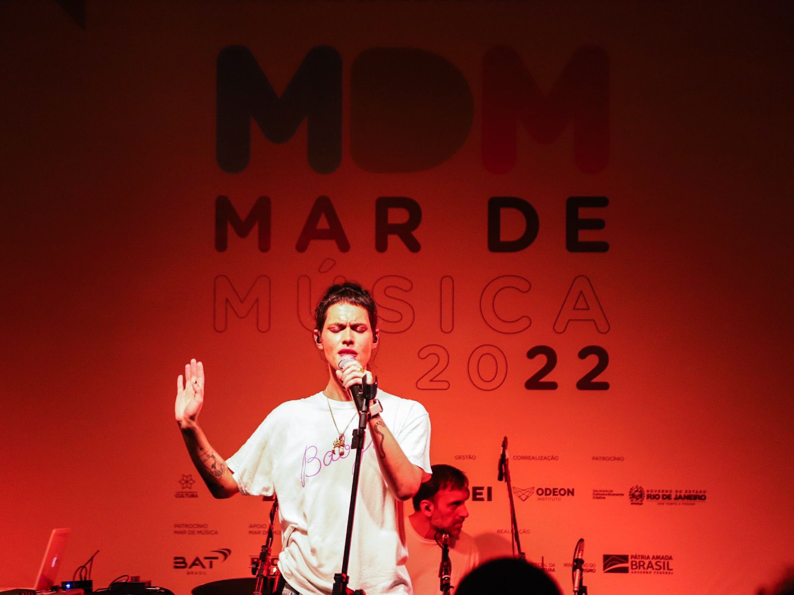 Filipe Catto se apresenta no MAR de Música de junho - Museu de Arte do ...