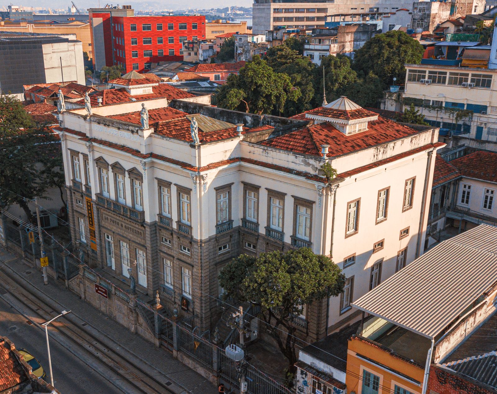 Redes acessíveis de museus: encontro no MUHCAB! - Museu de Arte do Rio ...